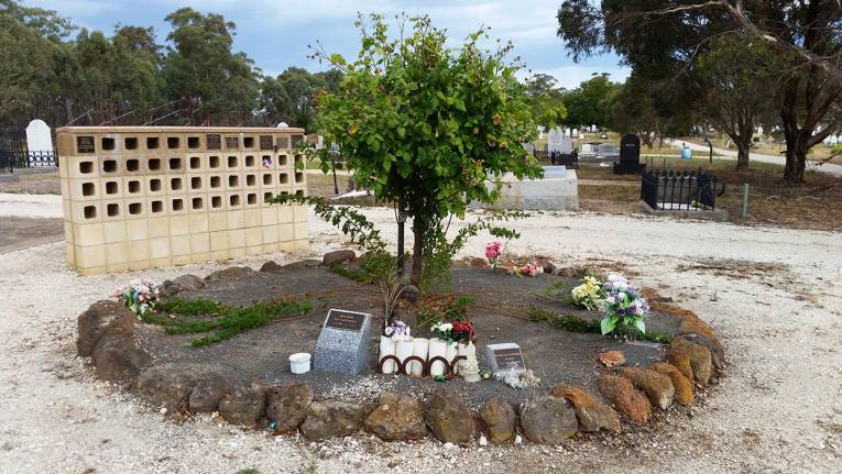 Amherst Cemetery | Goldfields Guide
