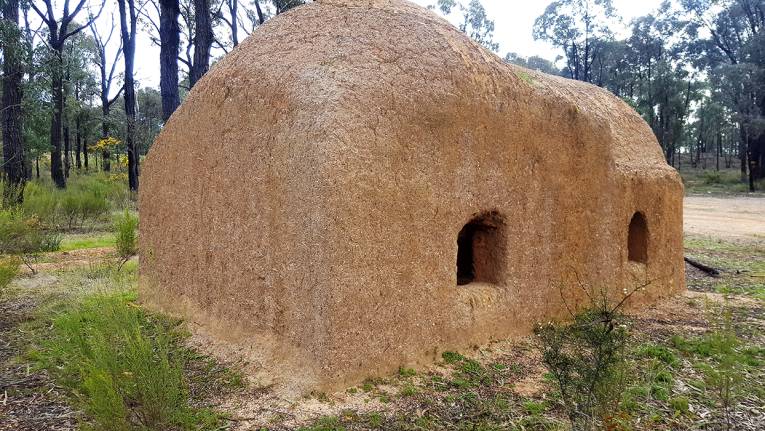 Maryborough Mud Brick Hut | Goldfields Guide