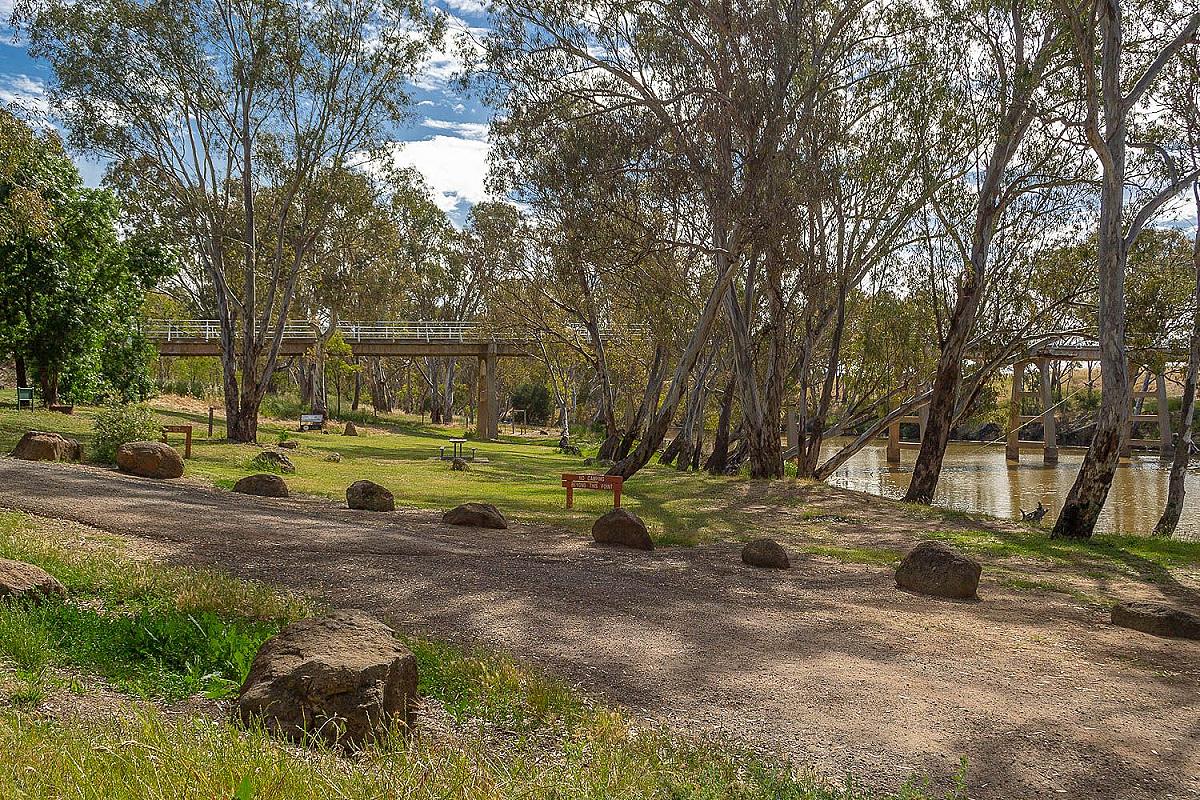 Visit Dunolly, Victoria | Goldfields Guide