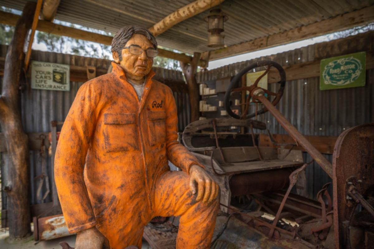 Rod Hadfield Sculpture | Goldfields Guide
