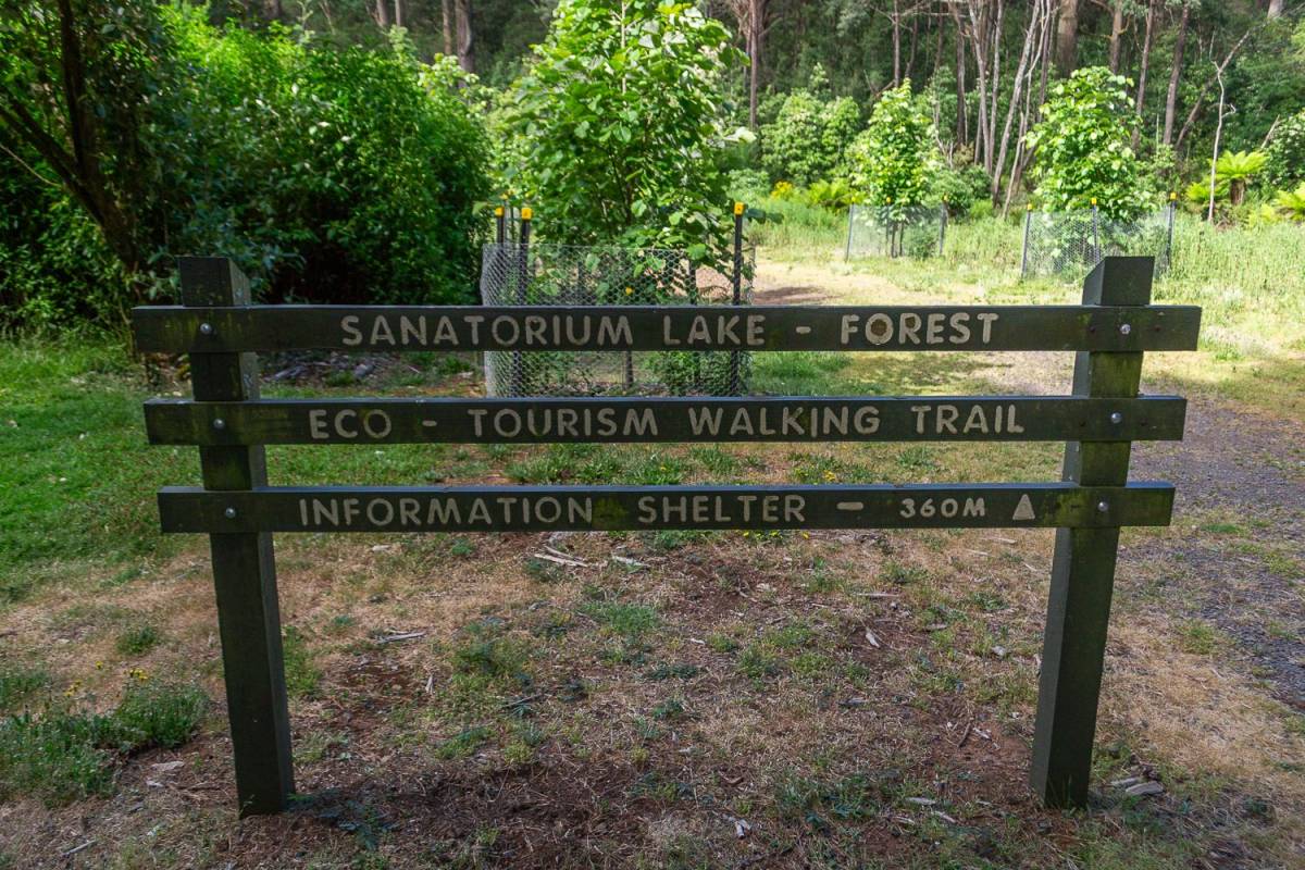 Sanatorium Lake | Goldfields Guide