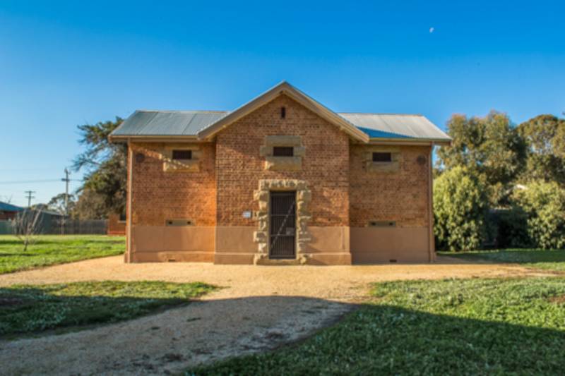 Dunolly Court House, Lock Up, Police Station and Stables | Goldfields Guide