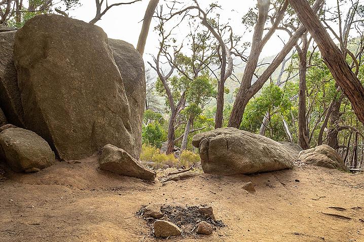 Dog Rocks | Goldfields Guide
