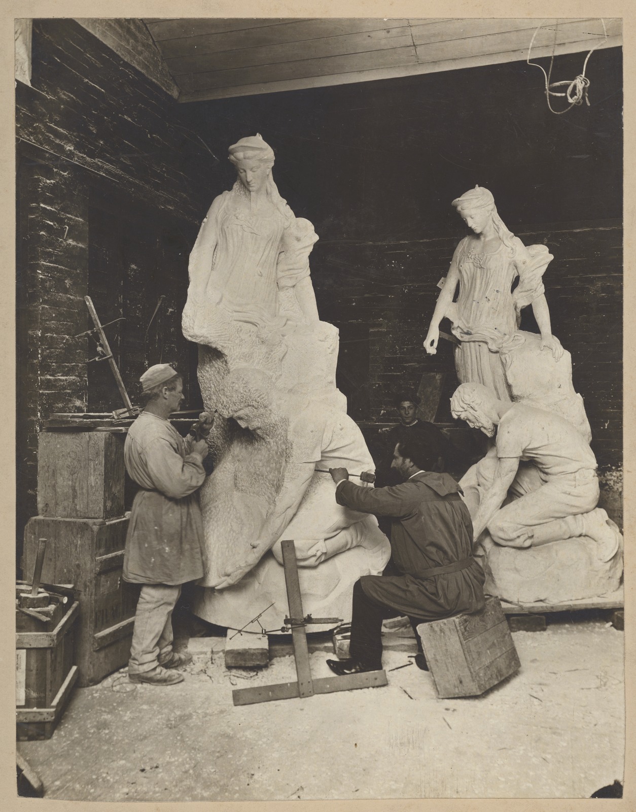 Discovery of Gold Monument | Goldfields Guide