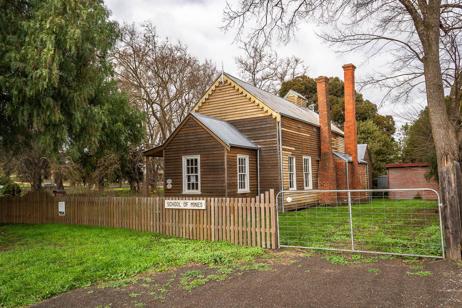 Clunes School of Mines | Goldfields Guide